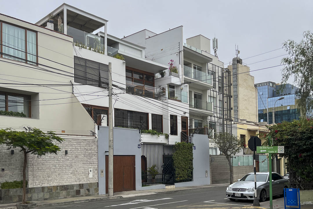 Peruvian Architecture - The Gaines Group Architects